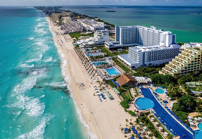 RIU Hotels & Resorts | ALG Vacations® | VAX VacationAccess